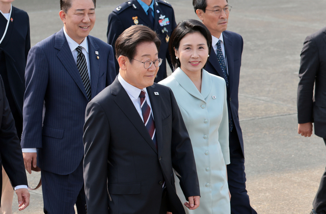 이 대통령, 김 여사와 캐나다로 출국…“내란 이겨낸 국민 위대함 알릴 것” 첫 순방 G7서 다자외교