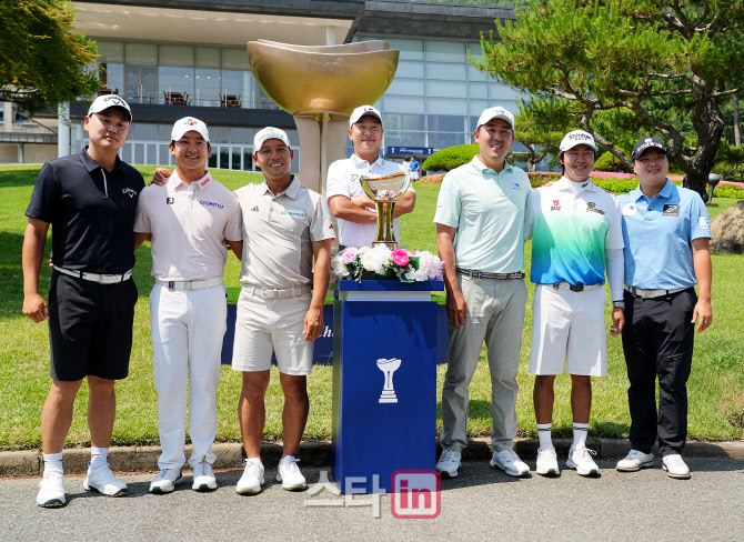 KPGA 선수권 1만원의 행복..김홍택, 배상문 등 스타들 경기 보고 푸짐한 경품도 받고
