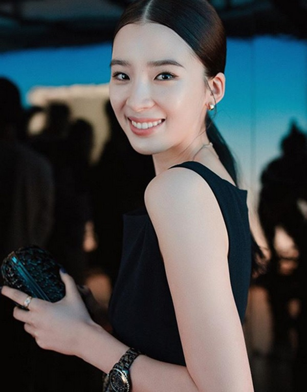 첫 월급이 15만원밖에 안 됐지만 "지금은 청담동 자가까지 있다는" 자수성가 끝판왕 연예인 | 나도 알고 너도 알고