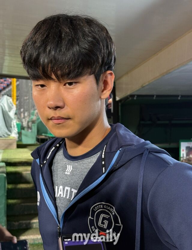 동료+후배들은 자리 잡아가는데…'위축'도 됐던 155km 좌완 파이어볼러, 그래도 '가능성'을 던졌다 [MD부산]