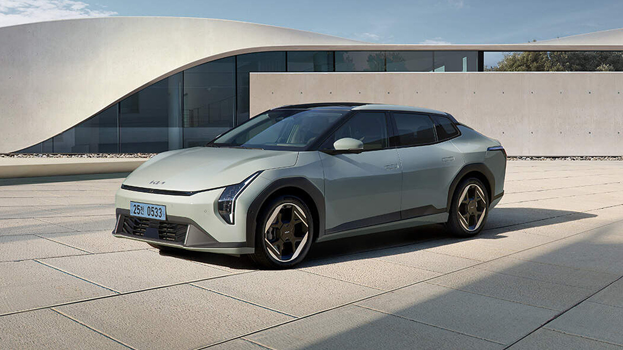 “3,000km에 전기요금 10만 원”… EV4, 실사용자 리얼 후기 | EV-Hotissue