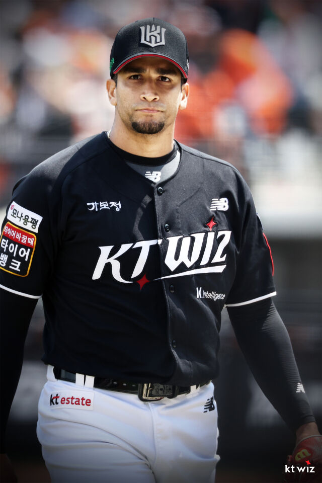 야구장을 때리는 장대비, 20일 수원 NC-KT전 열릴 수 있나…그라운드는 이미 물바다 [MD수원]