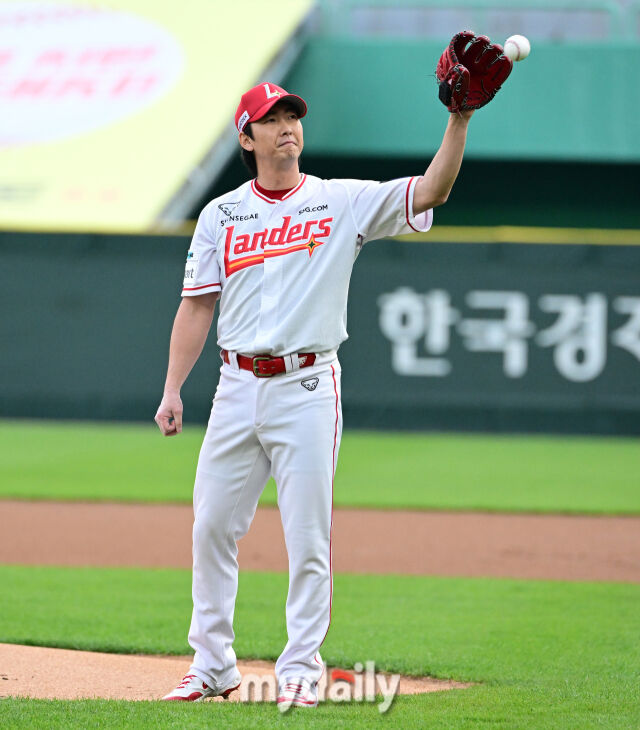 SSG가 선발진 마지막 카드를 맞춘다…52승·25SV·21홀드 베테랑이 돌아온다, 상무전 부진은 ‘의미없어’[MD인천]