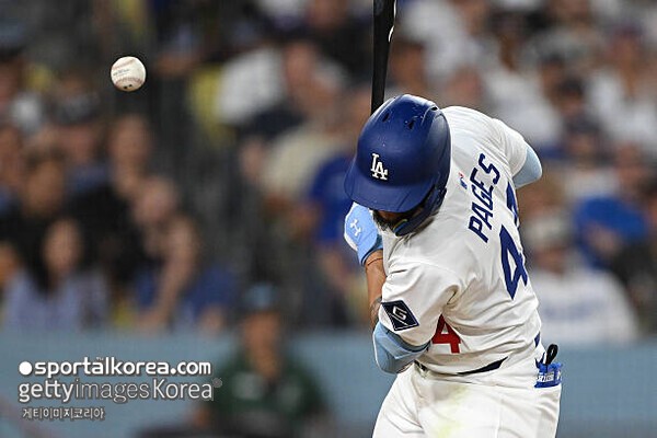 '대인군자' 오타니, '160.6km' 빈볼 맞고도 "괜찮아" 손짓…몸에 맞는 공 오간 LAD-SD 혈전, 퇴장 4번이나 나왔다