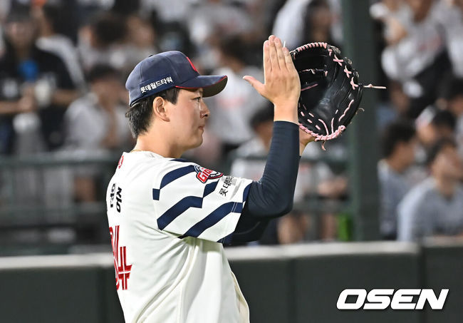 54억 계약 첫 해 전반기 20SV…모범 FA의 표본, 3연투도 척척 해내는 낭만 클로저의 투혼