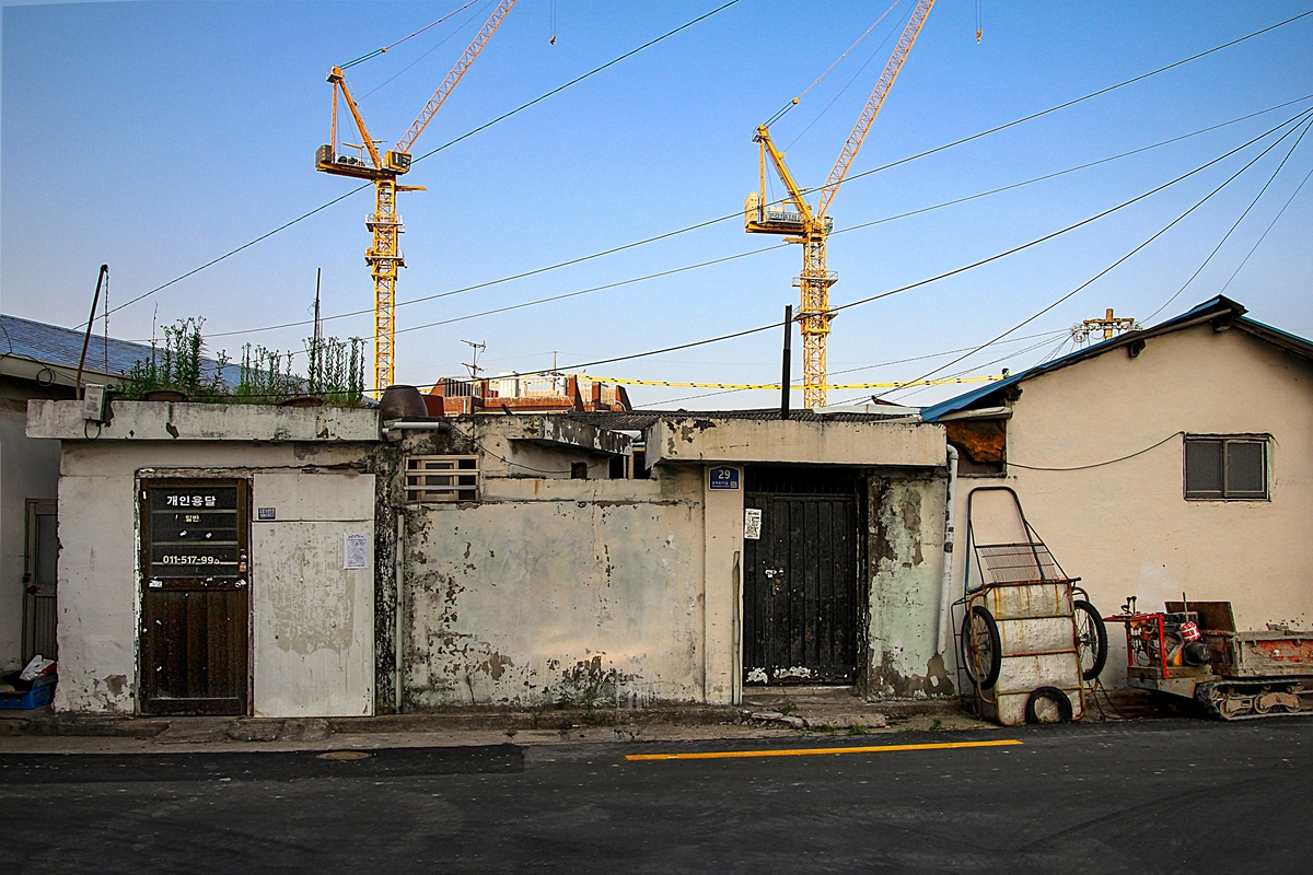 사라져가는 대구 피란민촌의 기록…박정일 사진전 개최