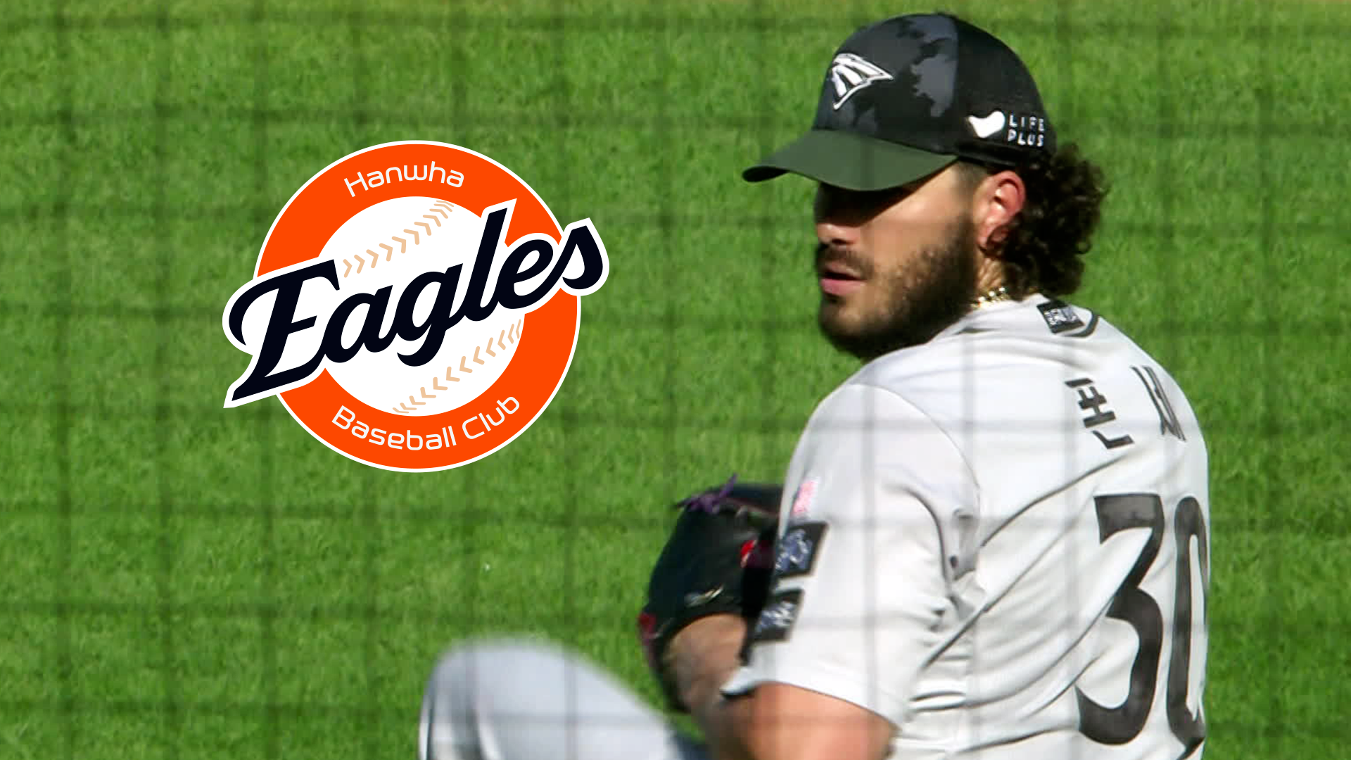 ‘최고 159km/h’로 가장 먼저 10승, 폰세의 미소