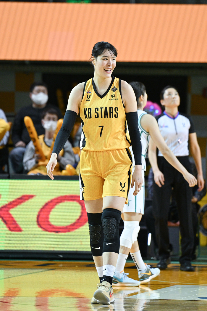 “팬 함성 그리웠죠” 여제 박지수 ‘귀환’…“WKBL도, 스포츠서울도 많이 사랑해 주세요” [창간40주년 인터뷰]