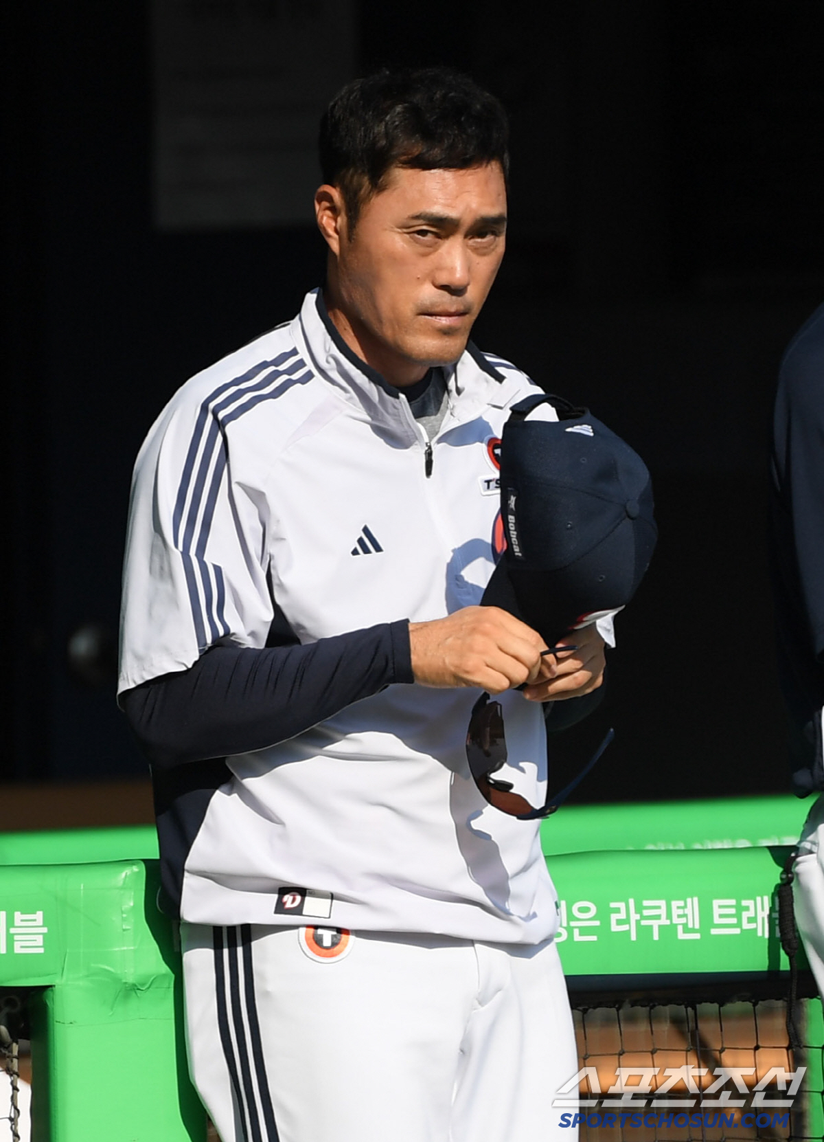 [두산 관전평] 고액연봉자들의 수비 실수, 이건 건강하지 않아요