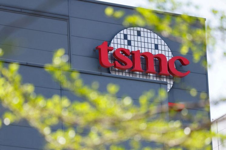 TSMC, 日구마모토 제2공장 착공 연기…수요 둔화 우려 반영?