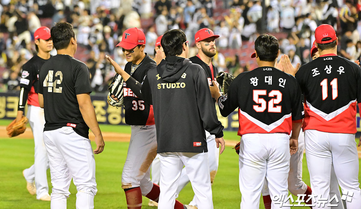 KBO 44년사 최초 '한·엘·롯·기·삼' 5강 가을야구?…'역대급 상위권 싸움' 순위표가 미쳤다!