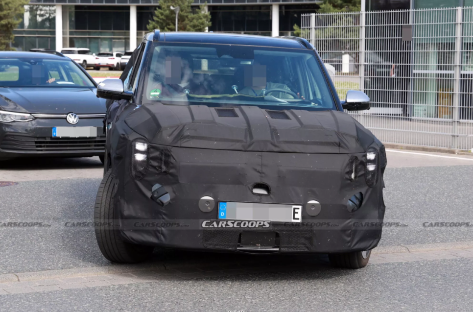 “제네시스 닮은꼴?”…EV2 디자인 미쳤다 | EV-Hotissue