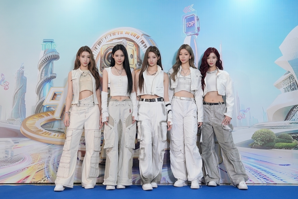 A2O MAY, 中 신곡 차트 1위 반영된 CCTV ‘중국음악 TOP 차트’ 방송 출연