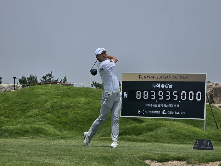 KPGA 군산CC 오픈 2R 누적 총상금 8억 8393만원 돌파.."대회 수익 모두 총상금에 추가"