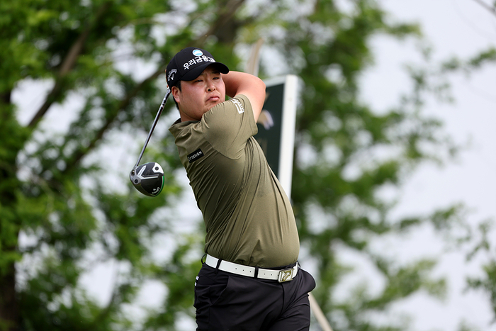 ‘인급동’ 능가한 황중곤, KPGA 군산CC오픈 2R서 하루 만에 89계단 껑충 “순급등 비결은…”[SS 스타]