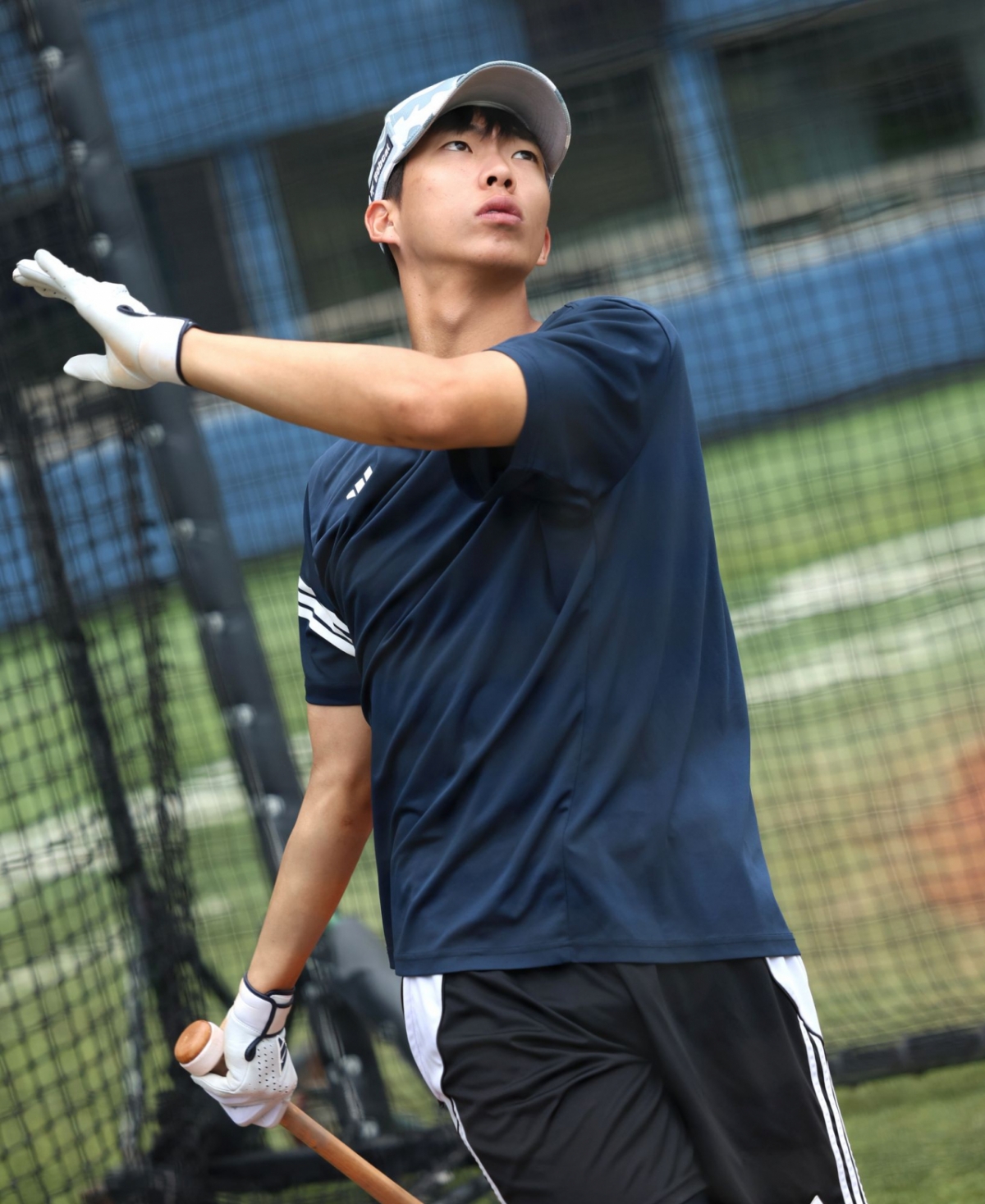 초대형 트레이드 주인공, 3안타 펄펄 날다! 사령탑 수비까지 극찬 "원래 송구 안 좋은 거 아냐"