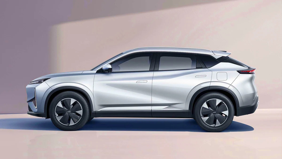 "연비부터 미쳤다" 1천만 원대에 2,000km 간다는 신형 SUV 등장 | 기어업