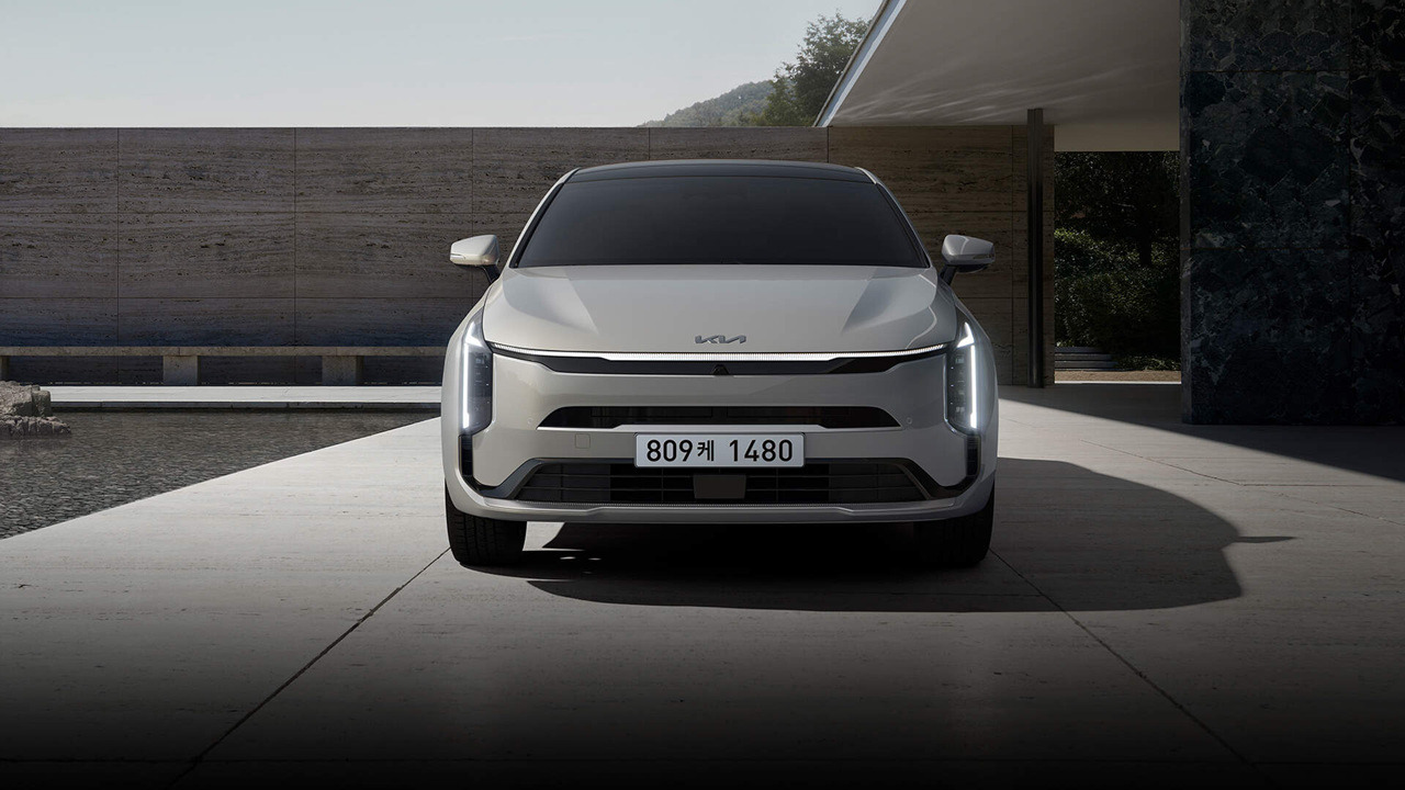 “그랜저 이기려다 망했다”… K8, 포지션 착각의 대가 | EV-Hotissue