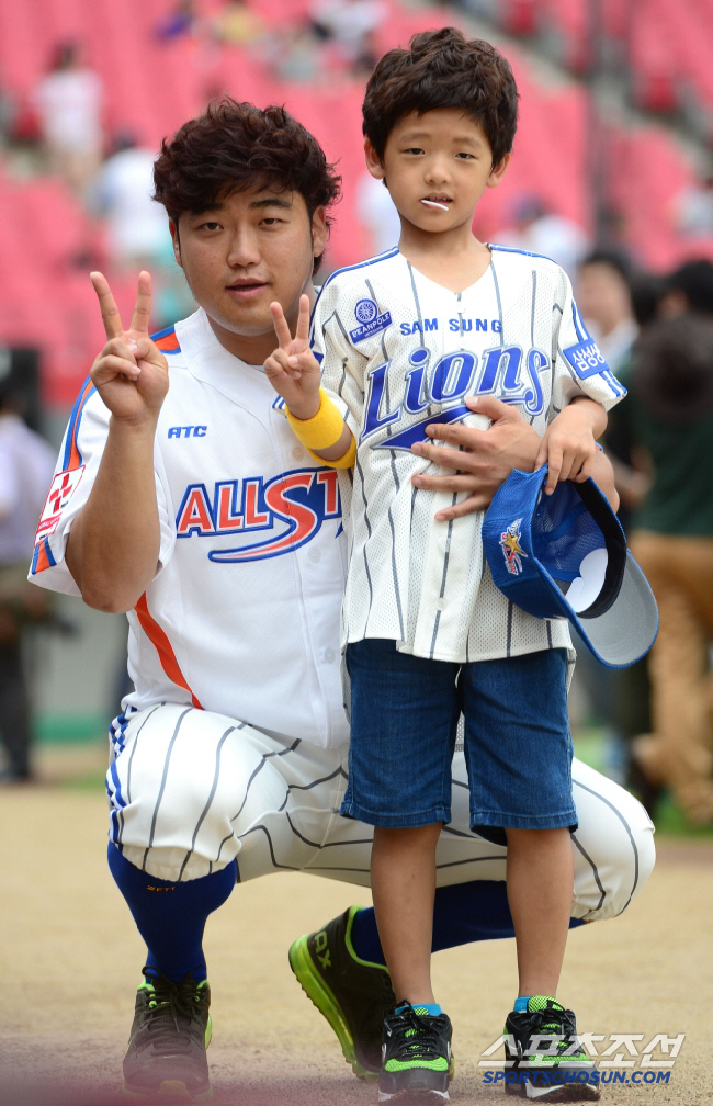 157km 미친 재능, 박석민 아들 박준현 ML행 예약됐다는데...올해는 입단식 못본다 왜?