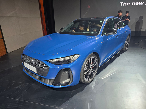 '더 뉴 아우디 A5·Q5' 韓 출시⋯"새 플랫폼 PPC 적용"