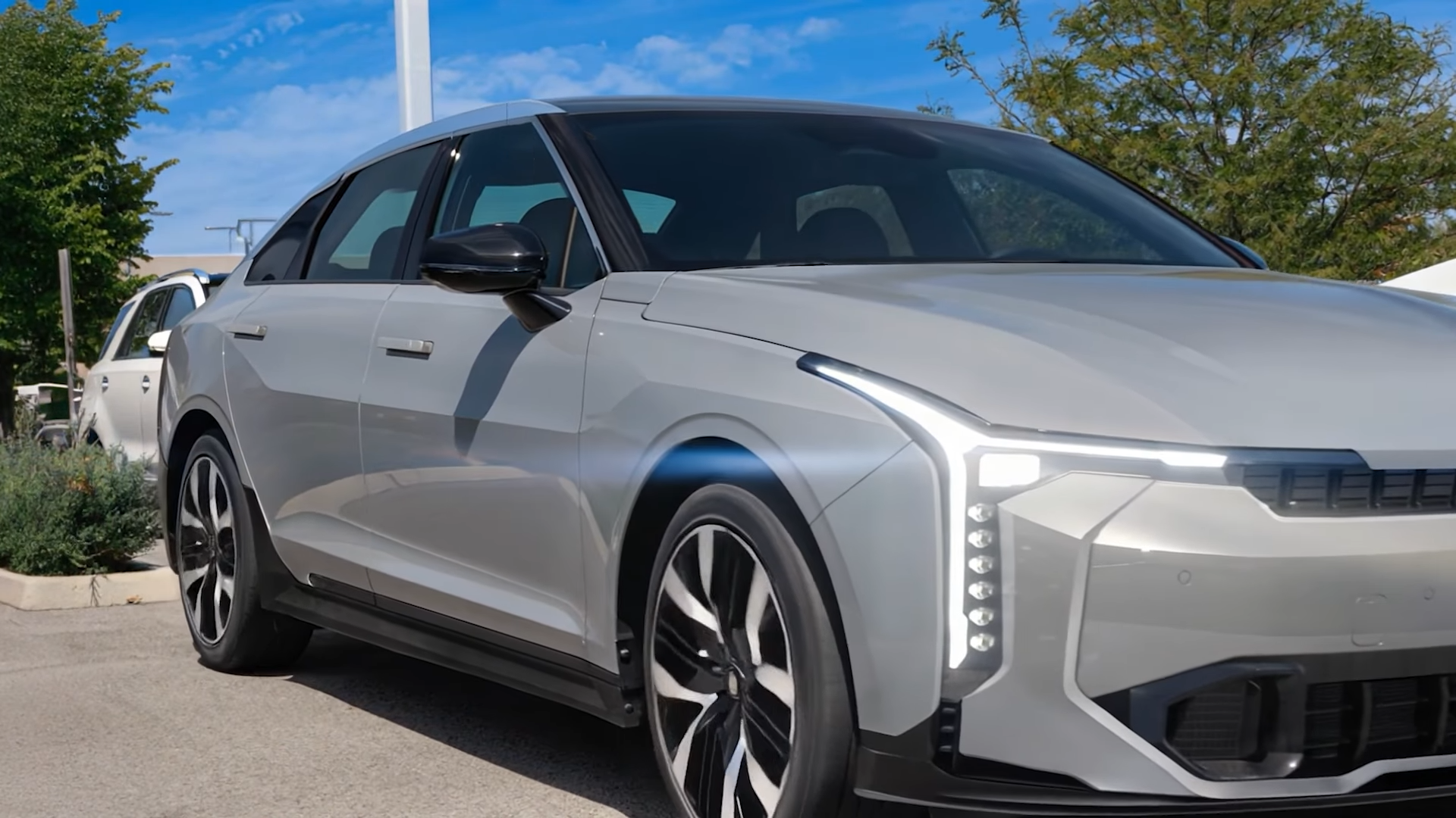 “전기차급 실내까지”… 기아 K5 차세대 모델 렌더링 공개 | EV-Hotissue