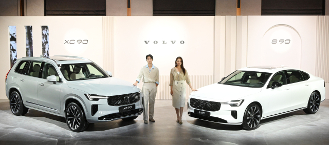 [사진] T맵 UX로 더 편하게···볼보 신형 XC90·S90 출격
