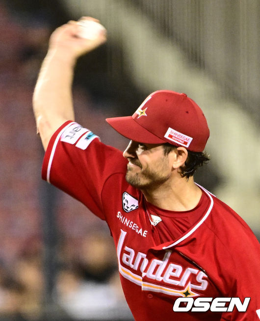 '공룡 킬러' 앤더슨, 3G 19이닝 연속 무실점…SSG, NC전 4연승 질주 [창원 리뷰]