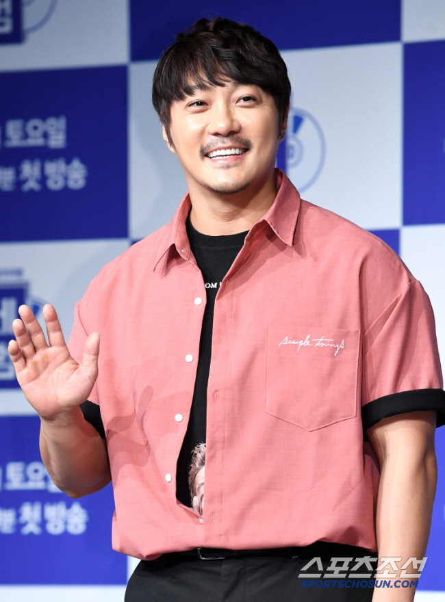 KCM, 13년만 두 딸 공개→셋째 임신 깜짝 고백[SCin스타]