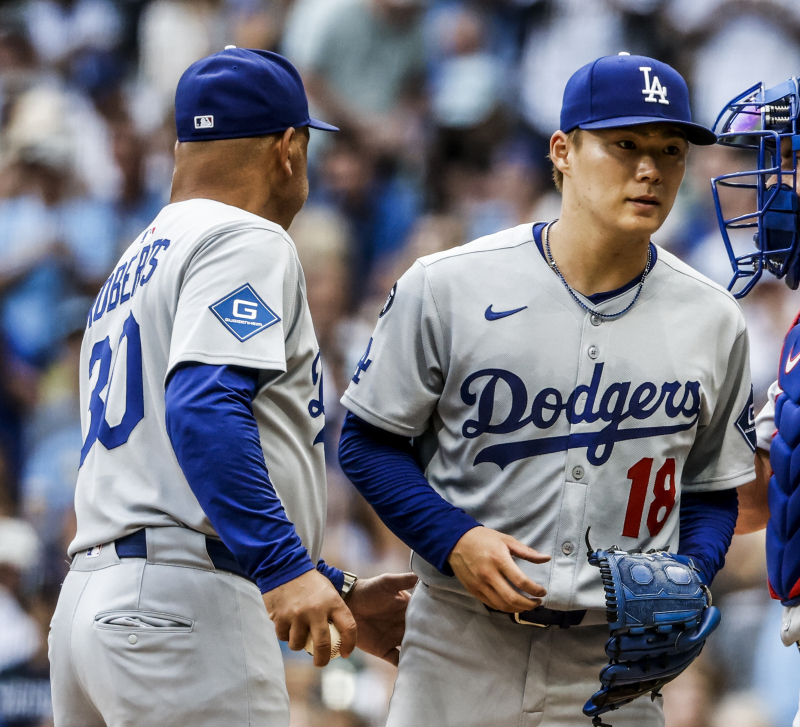 MLB 36번째 등판에서 구겨진 자존심, 야마모토 ⅔이닝 5실점…5월 0.90이던 ERA 2.77까지 악화