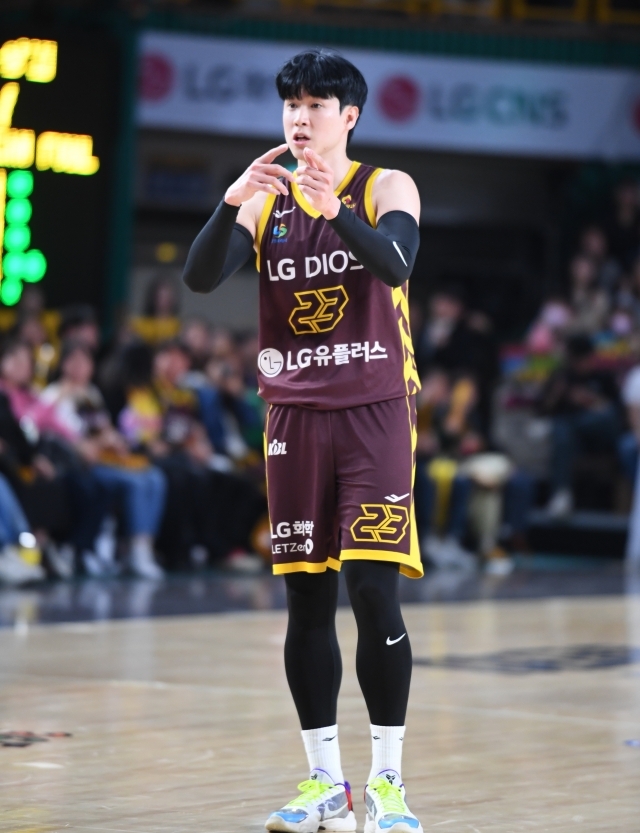 [오피셜] 두경민·전성현이 LG 이겼다! 박찬희 이후 6년 만에 보수 조정 신청서 승리…배병준·이호현 패배