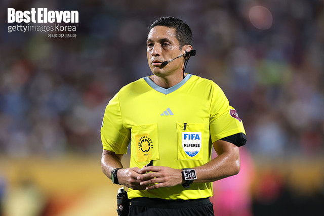 "심판이 판단 사유 설명" KFA, VAR 판독 결과 장내 방송 안내 본격 도입