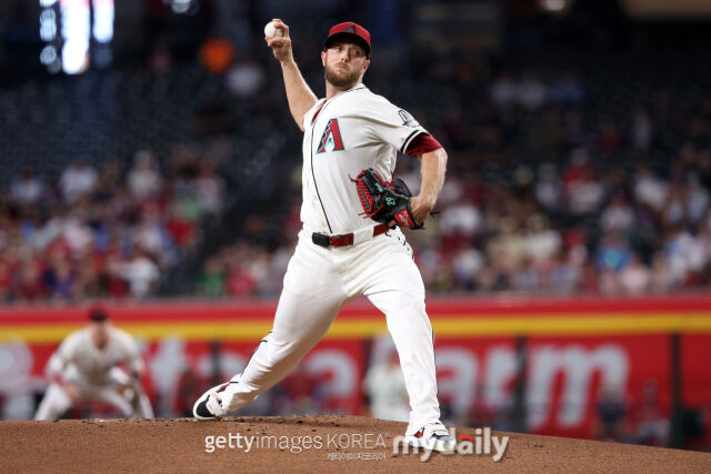 38세 KBO→ML 역수출 신화의 원조, 이번엔 화려한 트레이드 주인공? 패전투수인데 ‘조용히 웃는다’