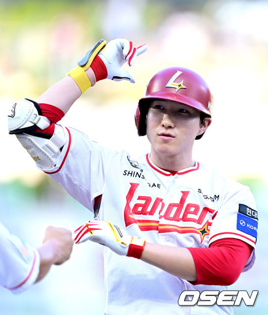 ‘107억 잠수함 포효 미쳤다’ 고영표 111구 투혼…KT, SSG 잡고 전반기 5위 확정 ‘대타 김민혁 동점타→역전타 쾅’ [인천 리뷰]