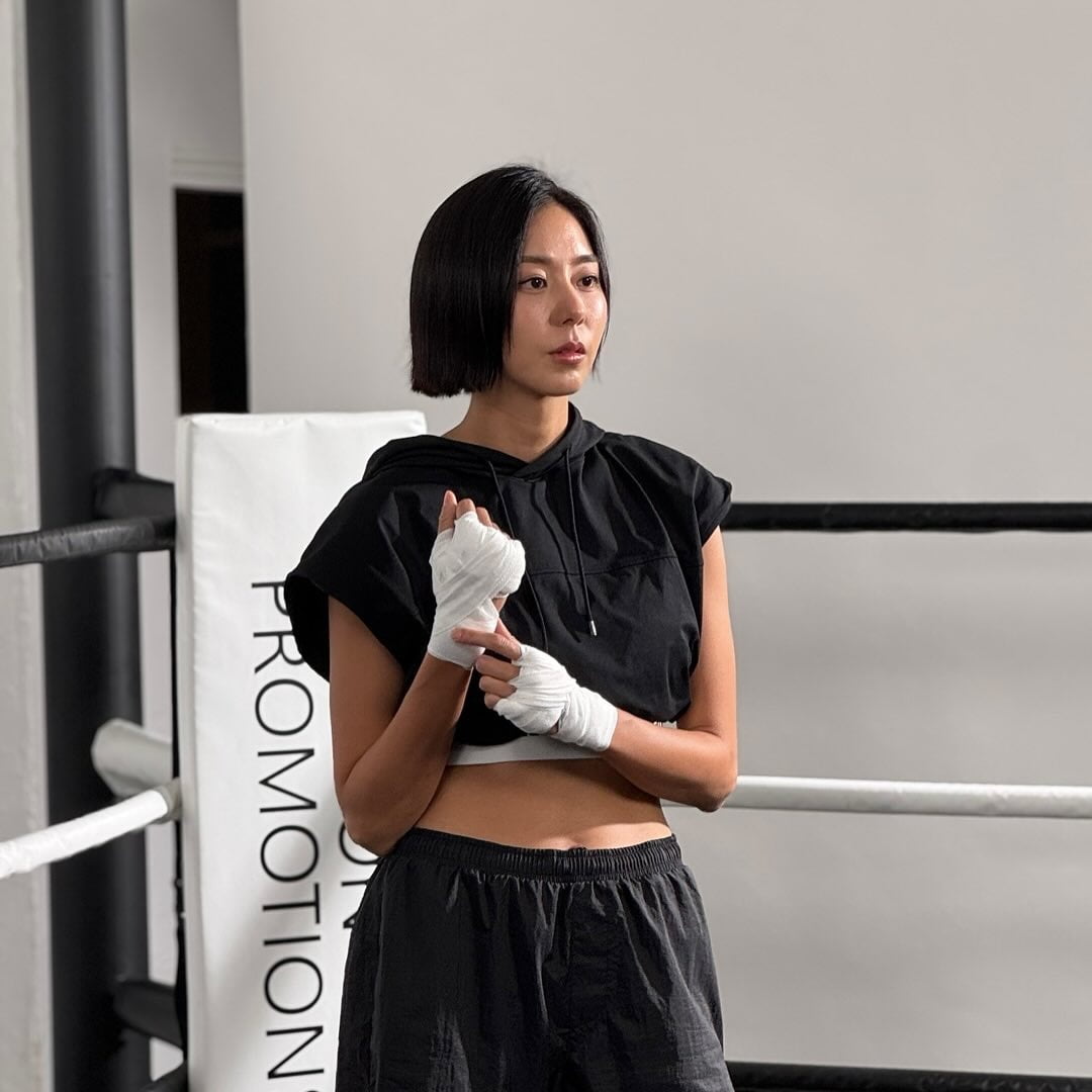 '173cm·52kg' 유이, 이미지 변신 성공…근육 드러낸 파격 비주얼