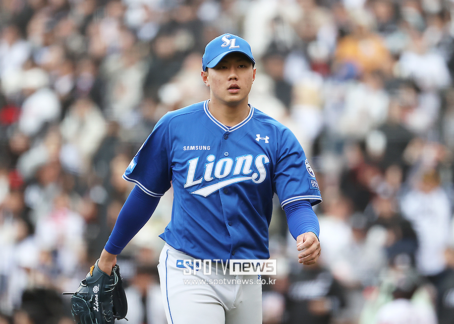 19세 나이에 156km 던지고 KBO 올스타라니…슈퍼루키는 왜 "전반기 아쉽다" 반성 먼저했나