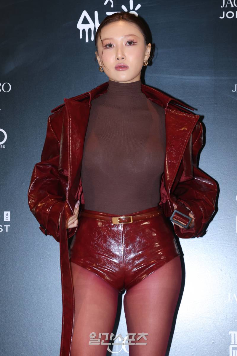 [TVis] 화사, 외설논란 후 심경 “엄마 문자에 가슴 찢어져” (‘크레이지 리치 코리아’)