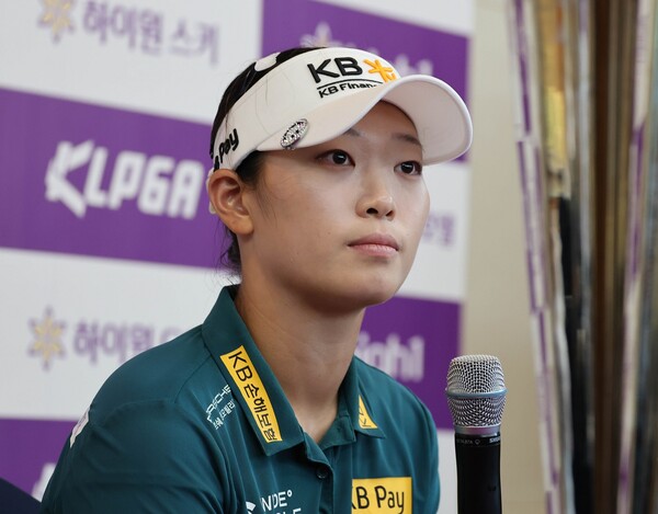 시즌 2승 방신실 "LPGA 메이저에서 자신감 얻었어요" [KLPGA]