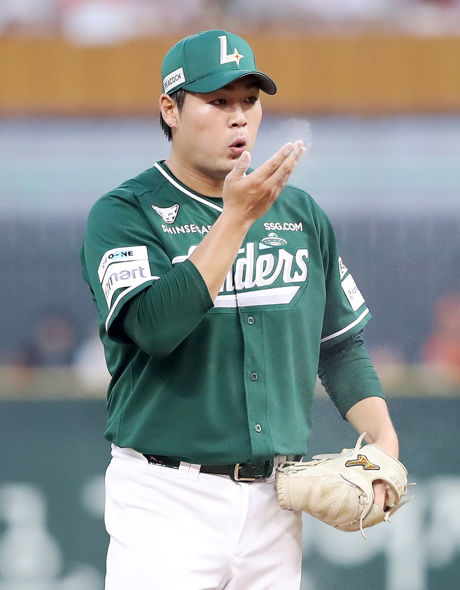 '1군 경쟁력 확인' SSG 전영준 "무조건 막는다는 신뢰 얻고파"