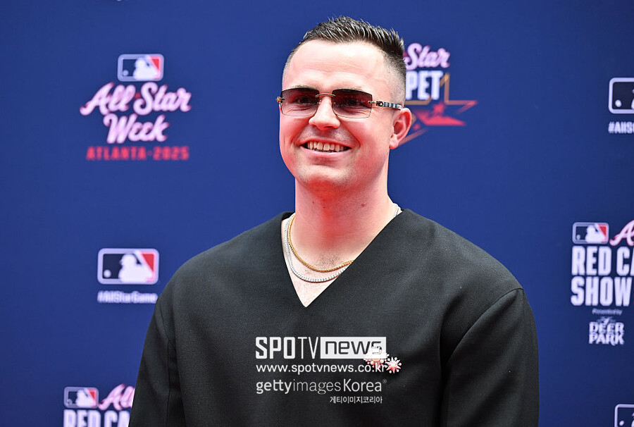 다저스보다 60승 빨리하다니…지옥에서 온 159km 슈퍼 에이스, ML 최강팀 타이틀도 가져가나