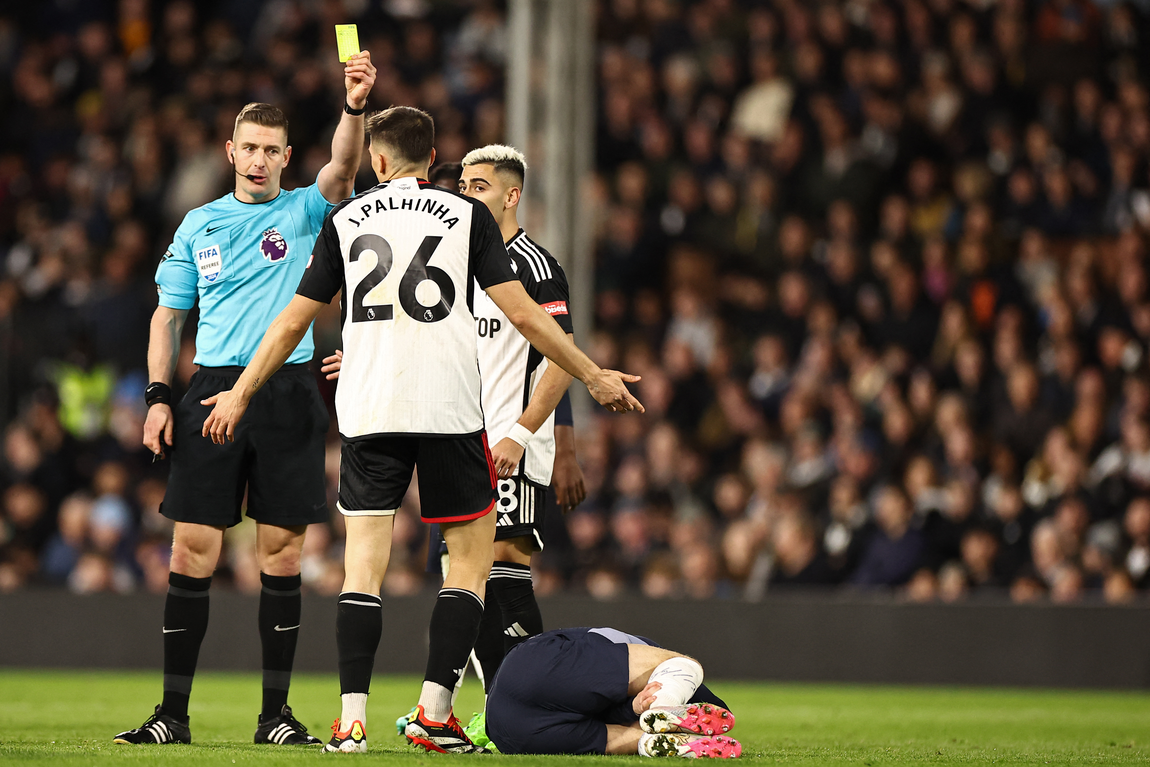 레비 회장이 달라졌다! ‘폭풍 영입’ 준비…한때 ‘EPL 정상급’ MF, 북런던행 가능성 ↑