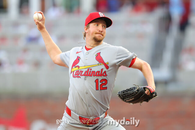 '결국 트레이드 매물行' KBO 20승 MVP가 시장에 나왔다…데드라인까지 열흘, 페디의 운명은?