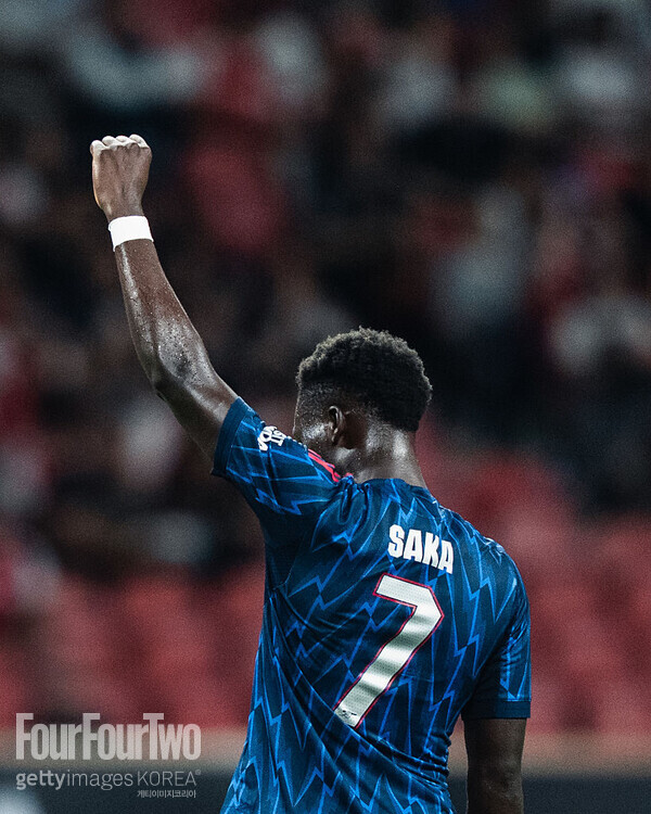 ‘뇌르고르-수비멘디 데뷔전’ 아스널, 사카 결승골 힘입어 밀란에 1-0 승리...승부차기는 5-6 패배