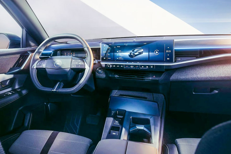 스포티지·EV5 위협하는 신형 전기 SUV, 오펠 ‘그랜드랜드’ 공개 | EV-Hotissue