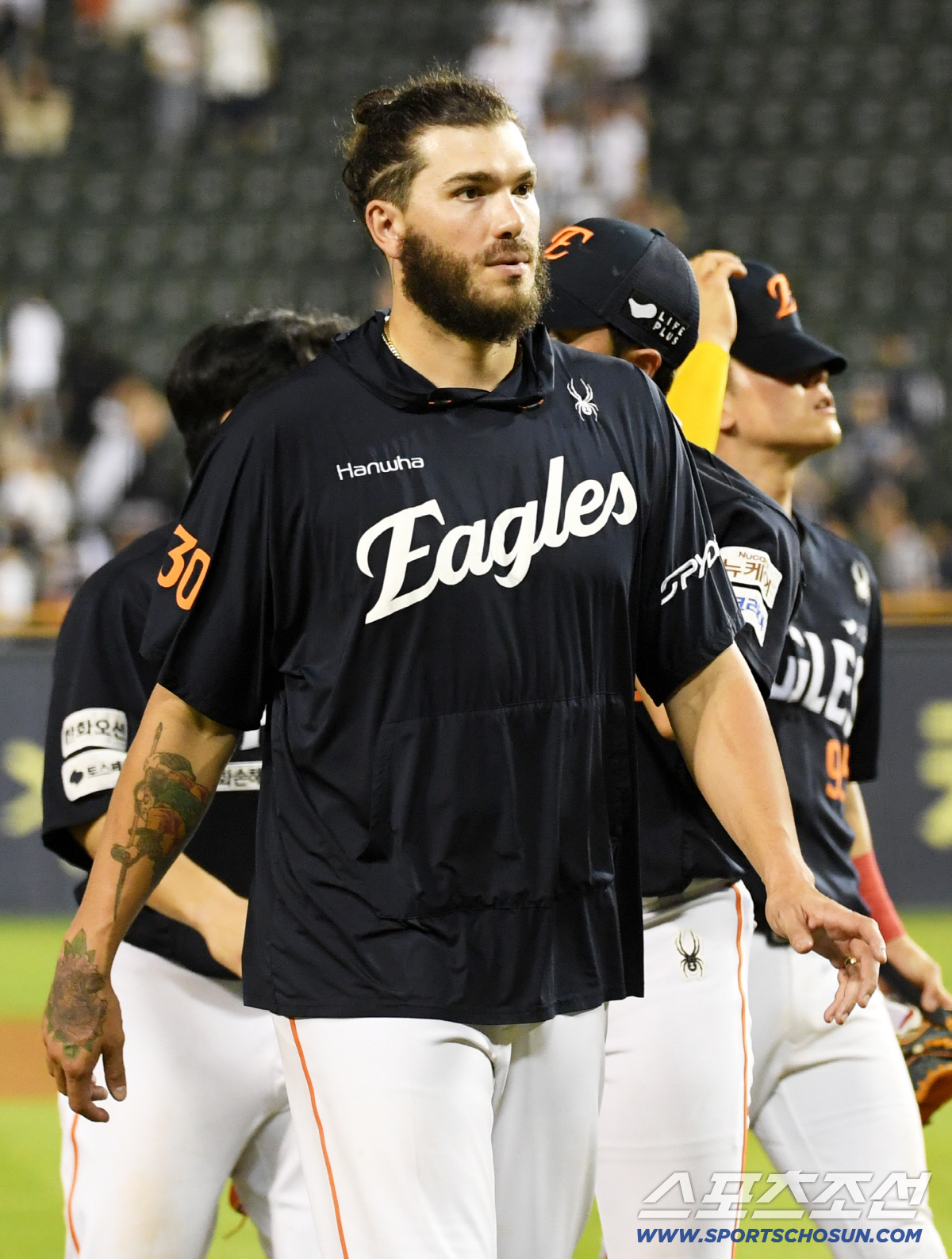 70구 던졌는데 폰세 왜 내려갔지? 철렁했다, 158km 뿌린 직후 강판이라니