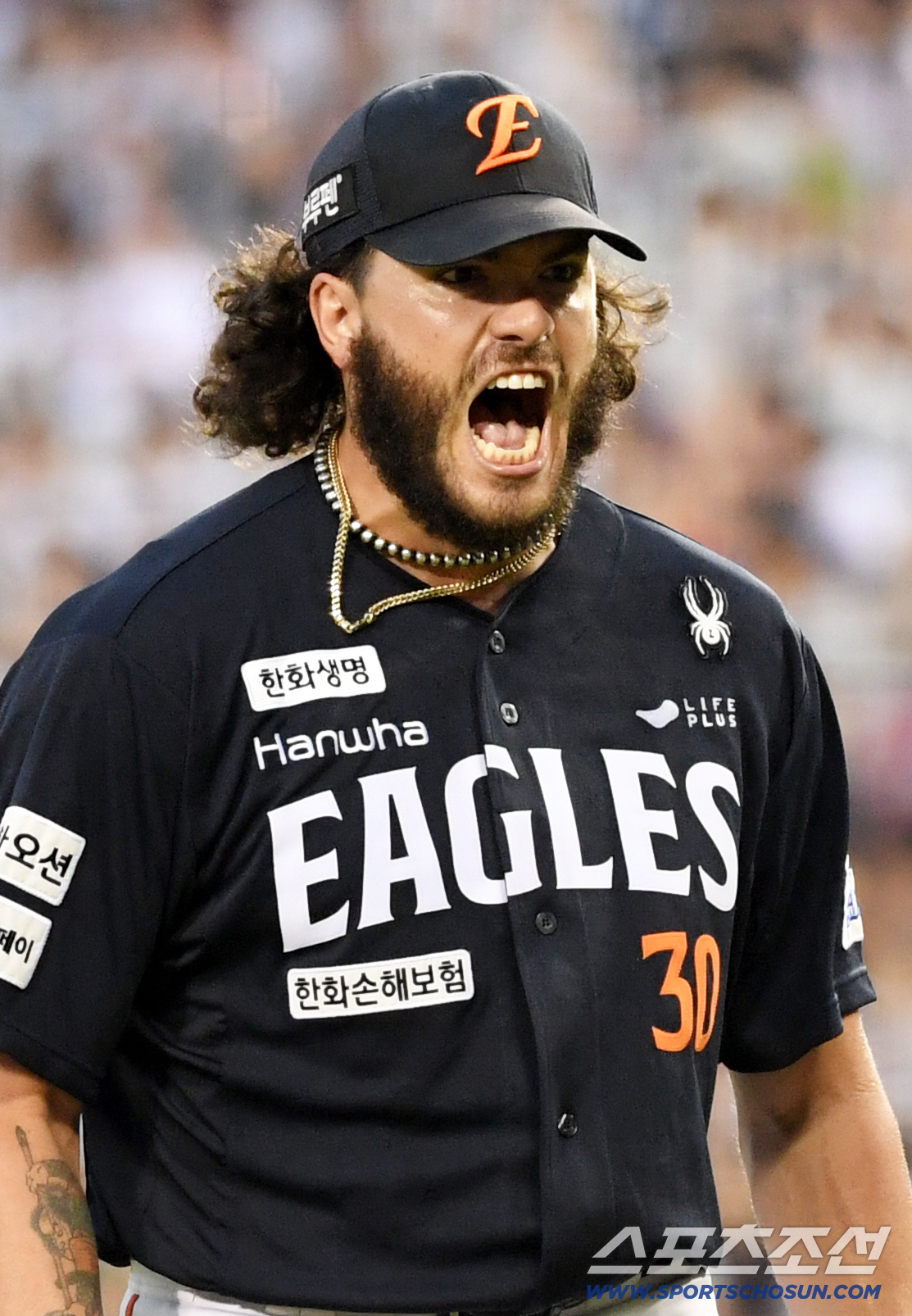 70구 던졌는데 폰세 왜 내려갔지? 철렁했다, 158km 뿌린 직후 강판이라니