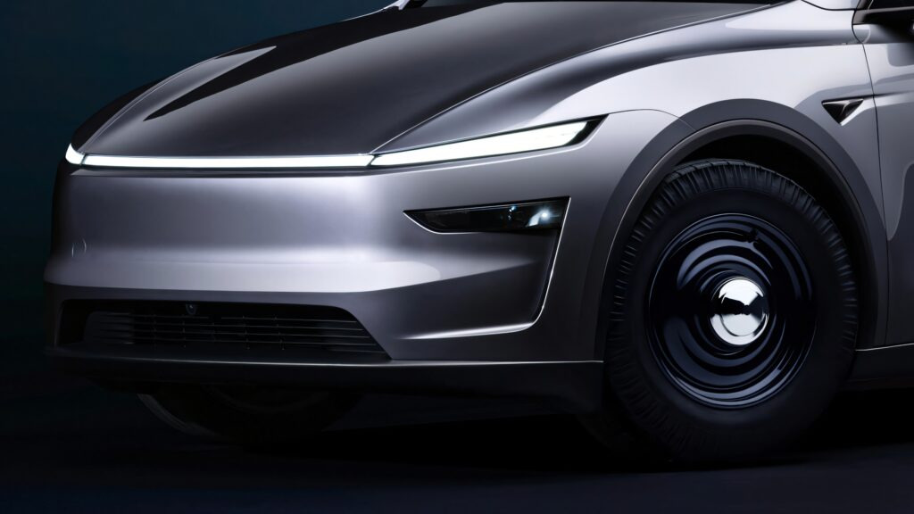 기아는 플랫폼 새로 만들고, 테슬라는 그냥 Y에서 뺐다 | EV-Hotissue