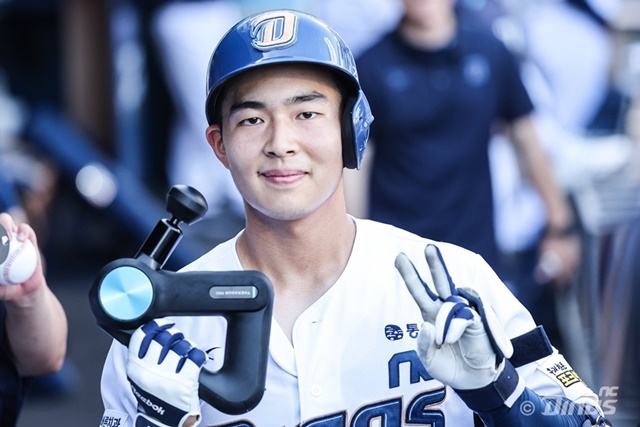 “후반기 첫 승 늦어 죄송…하지만 기회는 충분해” 역전 결승 만루포로 팀 4연패 탈출+후반기 첫 승 이끈 김휘집, NC 대반격 예고했다