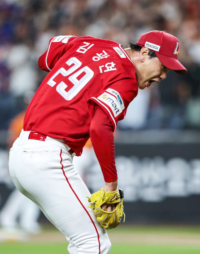 "KS 7차전이다, 죽기로 마음먹으면 산다" SSG 이토록 간절했나…류현진 울린 비결 무엇인가, 김광현 외롭지 않았다