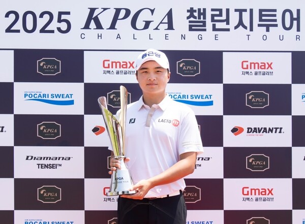 '버디쇼' 박정훈, 폭염 뚫은 프로 데뷔 첫 우승 [KPGA]