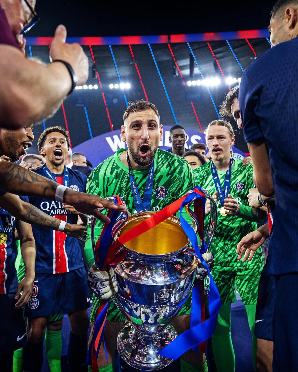 PSG ‘슈퍼 골리’ 돈나룸마의 다음 스텝은 EPL…맨유일까, 맨시티일까?